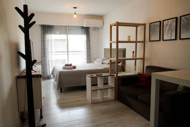 ¡Loft En El Centro – Balcón Y Excelente Ubicación! - Rosario