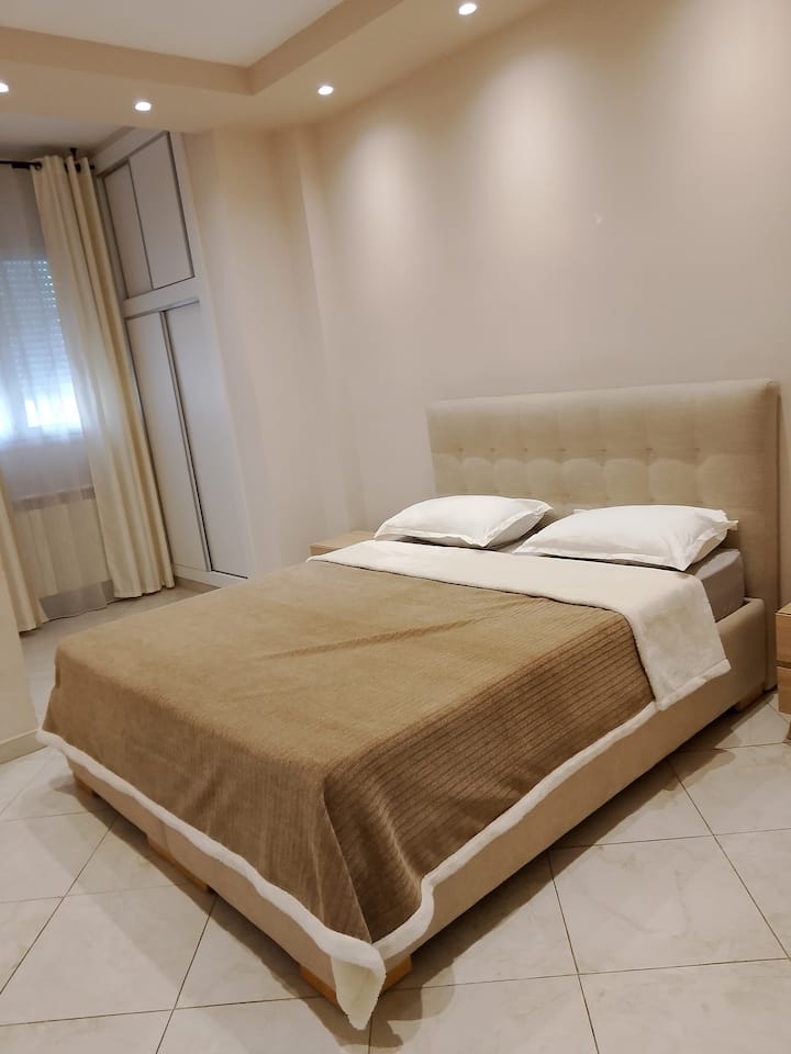 Nice 2 Bedrooms Aprt Alger Elmouradia. 1 Floor - Argel, Algeria