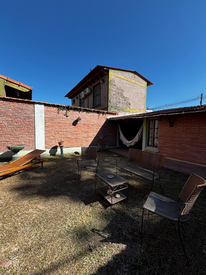 Casa Al Lado Del Paseo Libertad - Salta