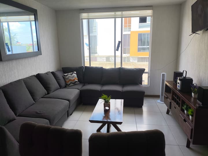 Depa Moderno Y Acogedor En Condominio Privado - Tonalá