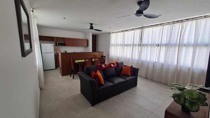 Departamento Con Alberca Dos Recámaras Céntrico - Mérida