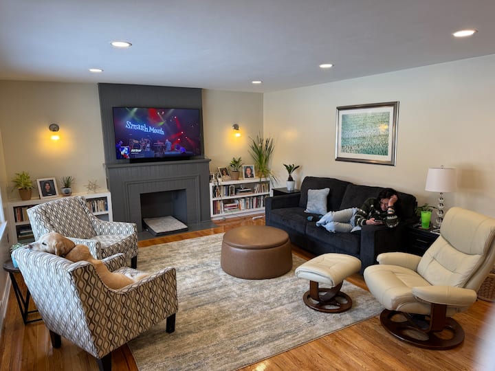 Amazing Ithaca 5br/2ba - Cornell - Ic -  5 Stars! - Ithaca, NY