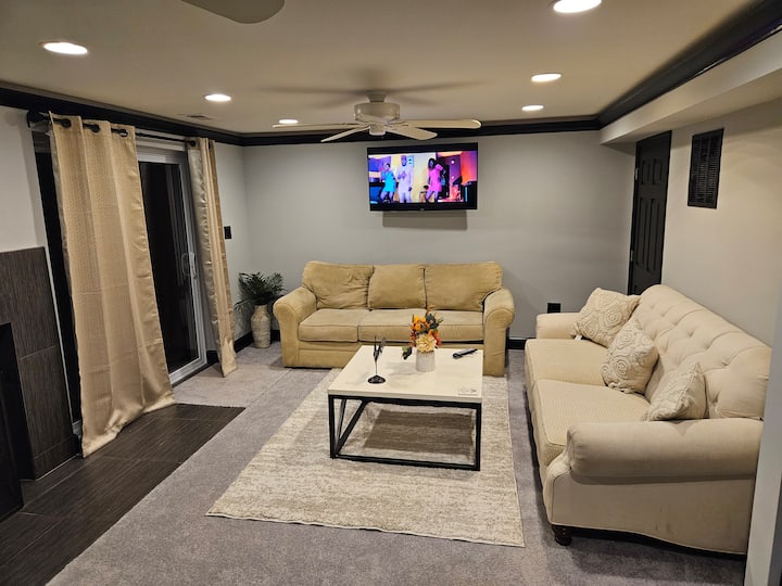 Solo Travelers & Couple - Ashburn, VA