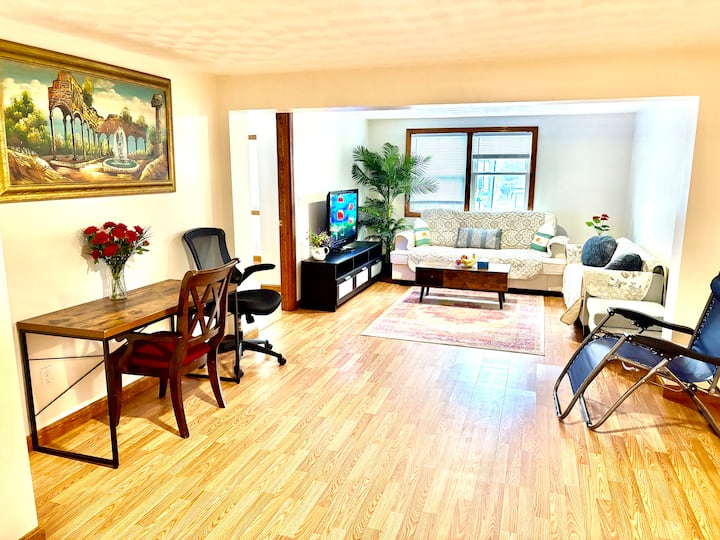 4 Bedrooms Apartment At Wakefield Train Station - Wakefield