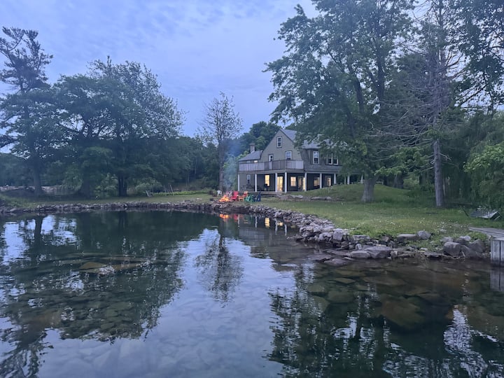 Your Private Cottage Getaway! - Gananoque