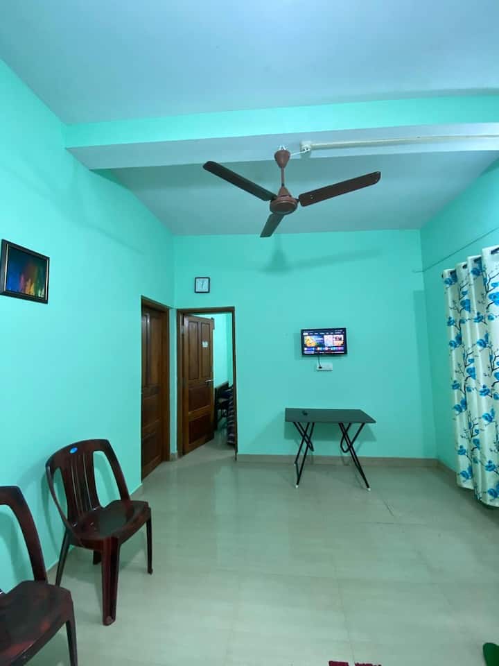 Pappa’s Pride – Private Family Room For 5 - Honavar