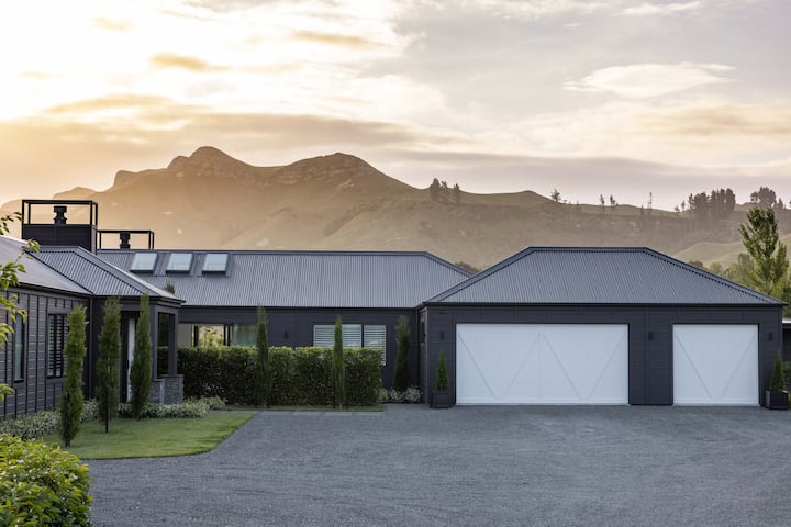 Euchre Farm House - Havelock North
