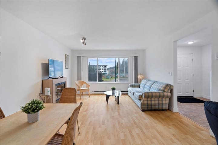 The Mountain Metro Haven - Coquitlam