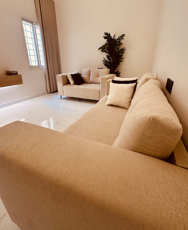 ابها حي الضباب(غرفه نوم وصاله)دور سفلي - Saudi-Arabia