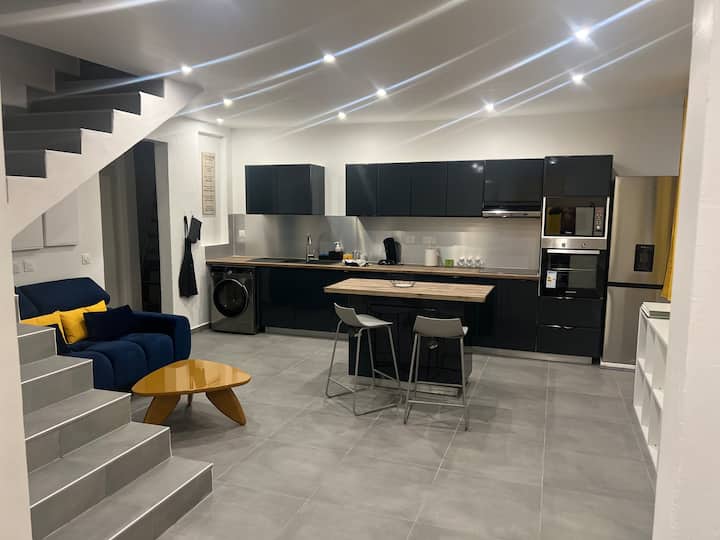 Maison Moderne Bien Desservie - Guadeloupe