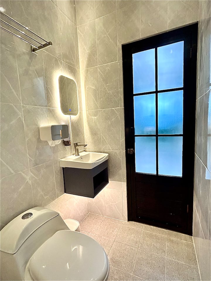 Candramaya Guesthouse - Pacitan