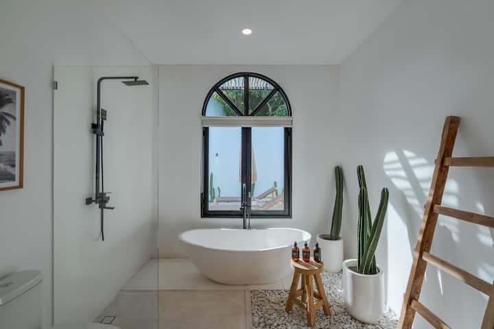 Brand New | Villa Cinta  2 Bdr | Only Stays - Bali