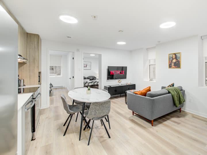 2 Br Downtown Montreal - Atwater Metro Station - Lasalle