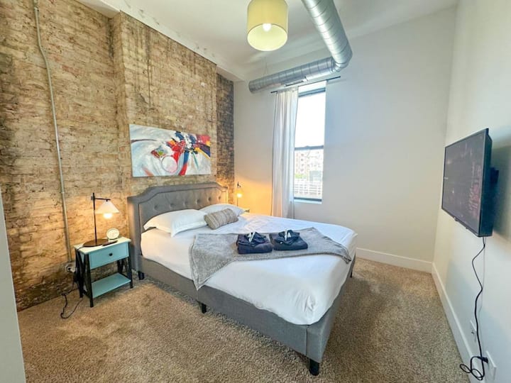Modern Suite W/high‑speed Wi‑fi & Washer/dryer - Armour Square - Chicago