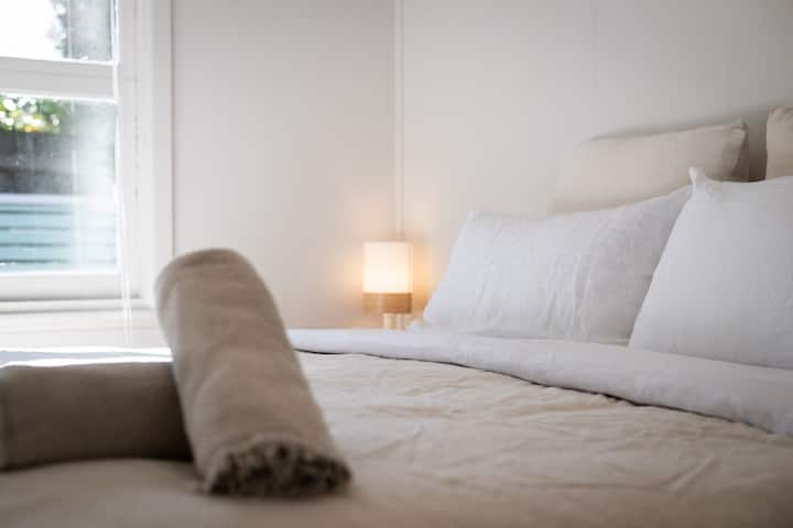 Magnolia House: 2-3 Bedroom Coastal Retreat - Coffs Harbour