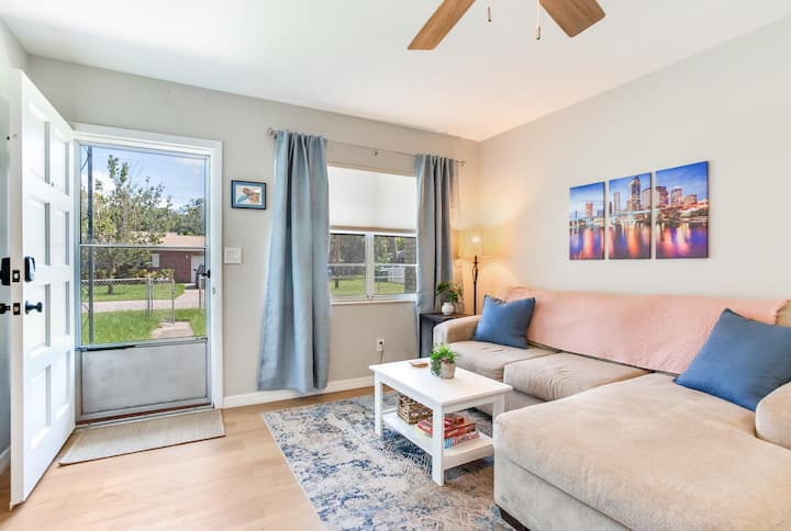 One Bedroom, Cozy, Central Tampa - Tampa