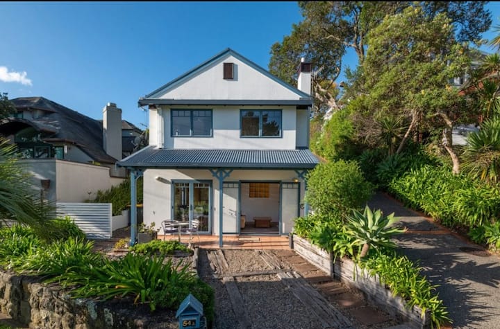Beach House On The Golf Course! - Auckland
