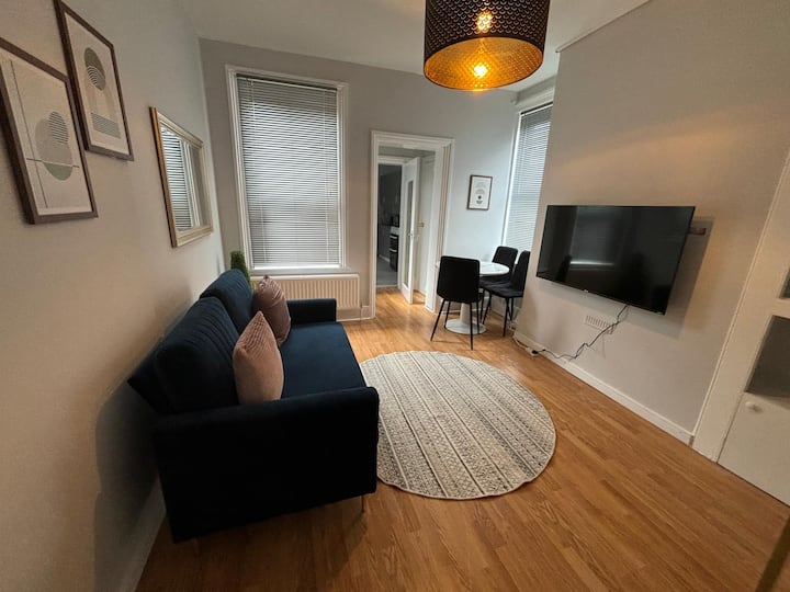 Sittingbourne | Long Stays | 1 Bed | Discounts - Sittingbourne