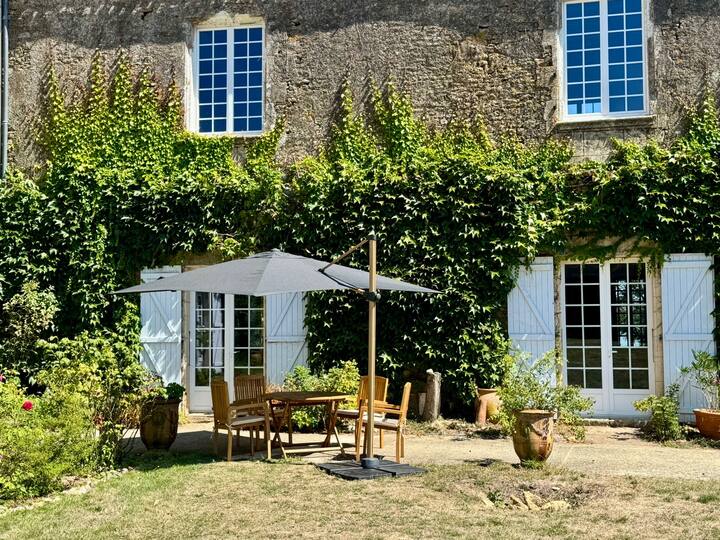 Suite Médiévale - Gîte De Charme - Chantonnay