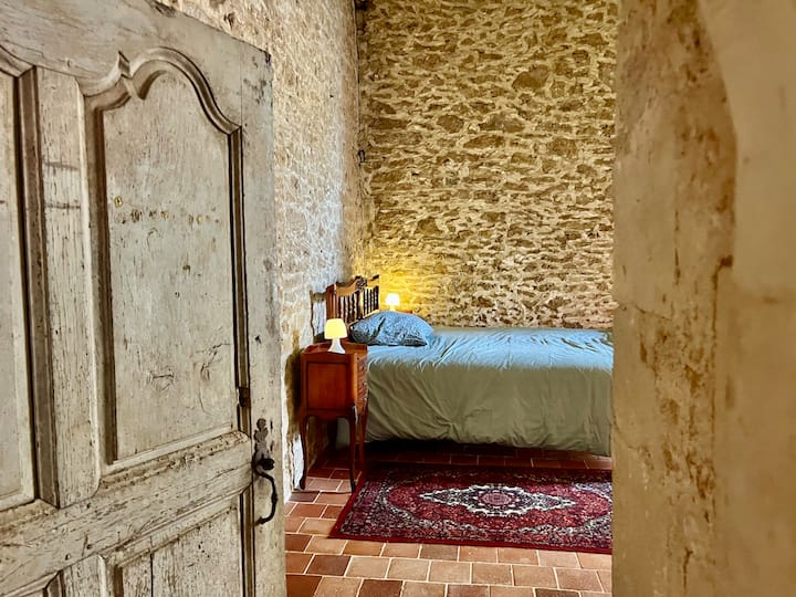 Suite Médiévale - Gîte De Charme - Chantonnay