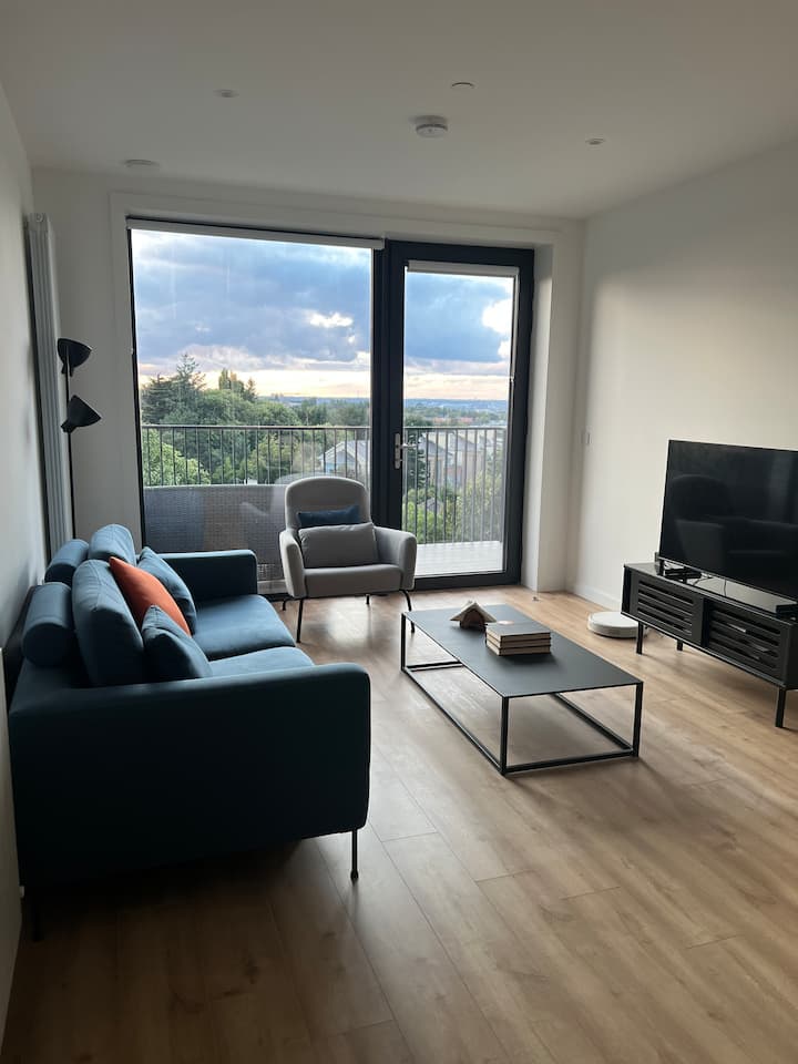 Luxury Apartment With Sea View - Dun Laoghaire