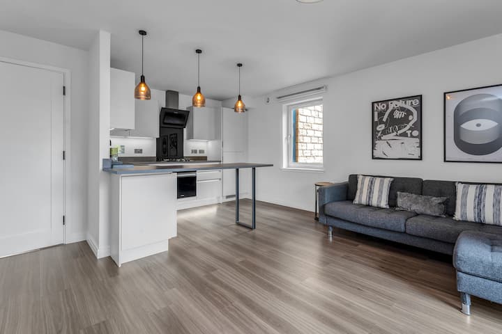 Modern 1 Bedroom With Balcony! - Edimburgo