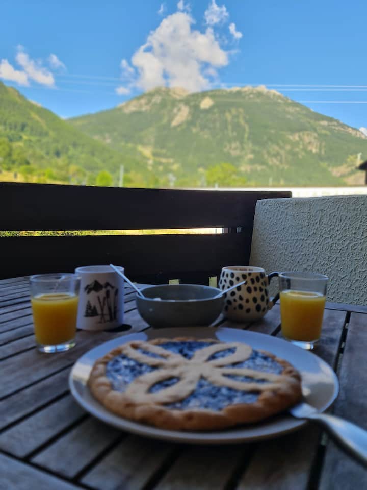 Terrasse Plein Sud • Vue Montagne • Calme • 6 Pers - Serre Chevalier