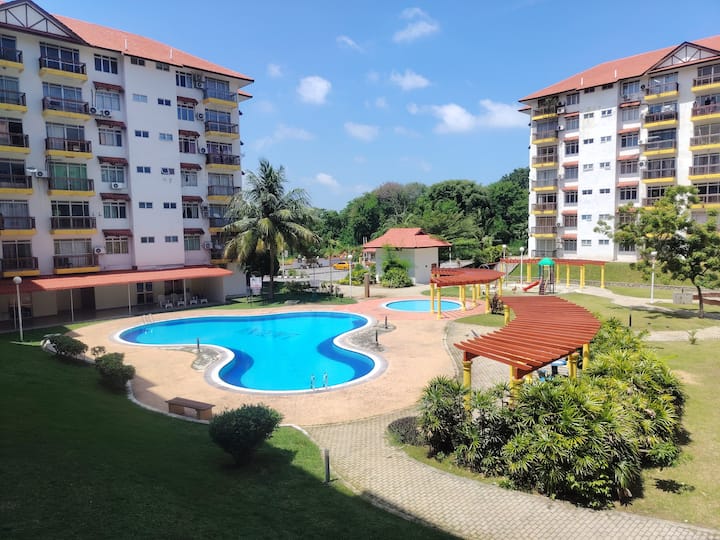 Bayu Biru Two Bedroom Pool View - Port Dickson