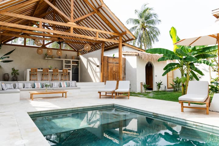 New 2 Room Luxury Private Pool Villa - Kura Kura - Gili Islands