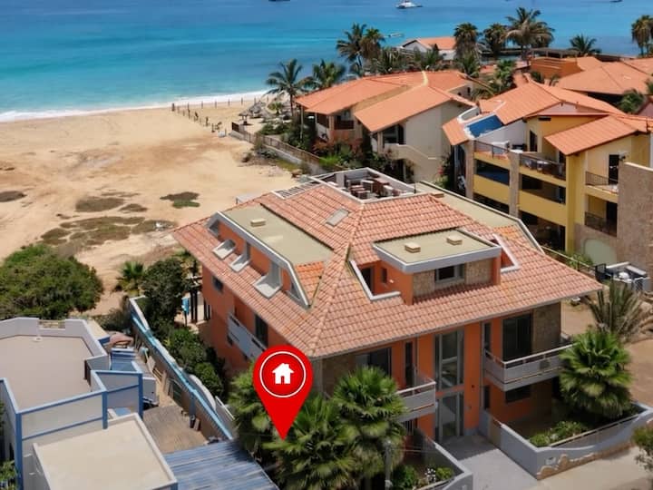 Beachfront Studio With Sea View - Cap-Vert