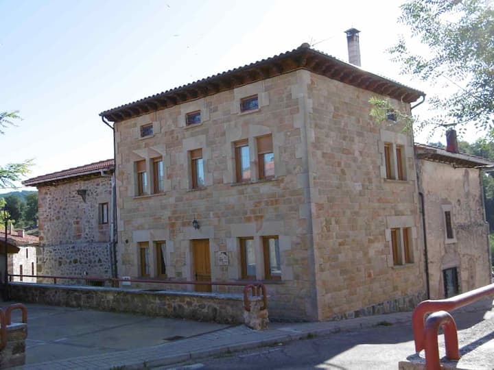 Casa Rural Primitiva - Quintanar de la Sierra