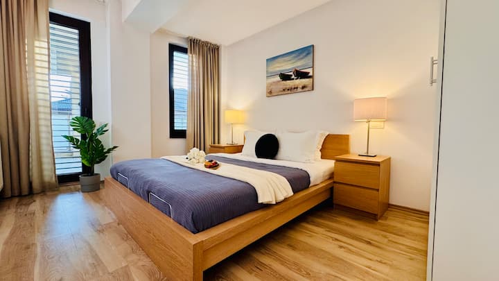 Urban Glow | Elegant 1br With Balcony - Bucharest