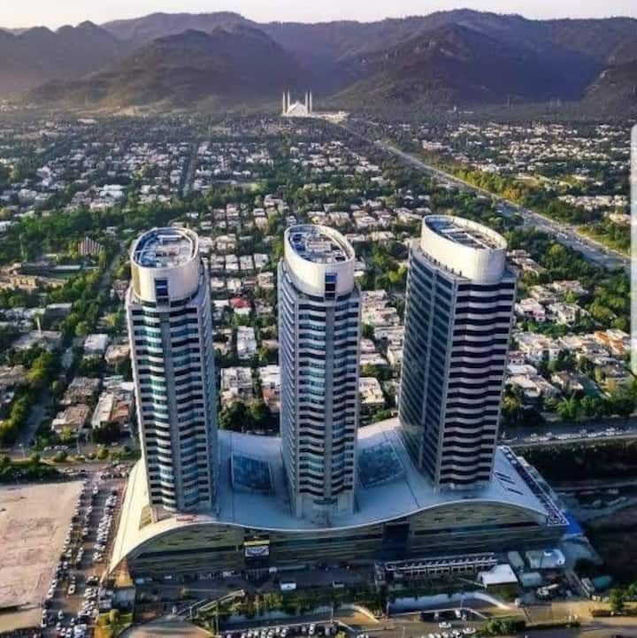Centaurus Isb 2 Bhk Plus Study - イスラマバード