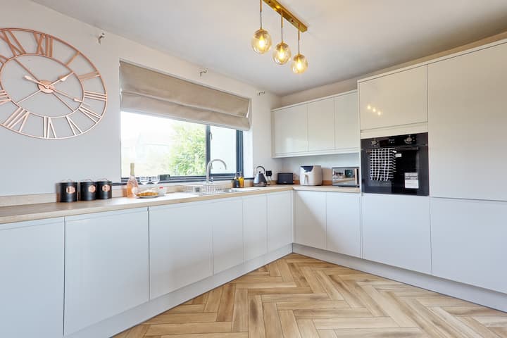 Luxury Apartment- Beach 10mins - Southend-on-Sea