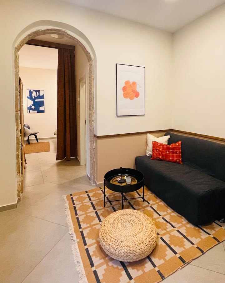 Charming 1br In Nachlaot | Steps To The Shuk - Jerusalén