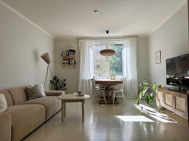 Cozy Apartment With Balcony - Oslo
