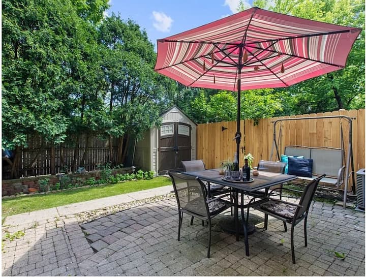 Spacious & Central Townhome In Wilmette - 에번스턴