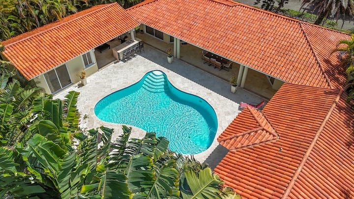 A/c Living • Tropical • Sanctuary • 4br - Sosúa