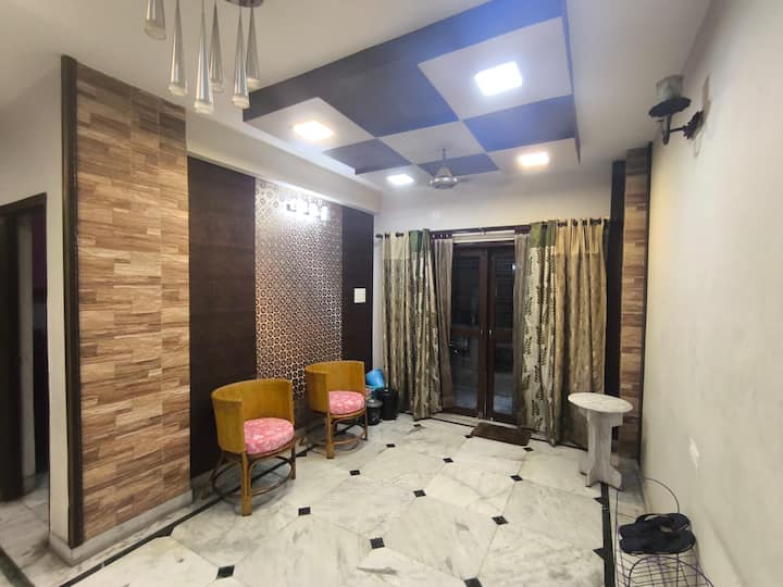 Comfortable Stay Near Airport - Calcuta, WB, India