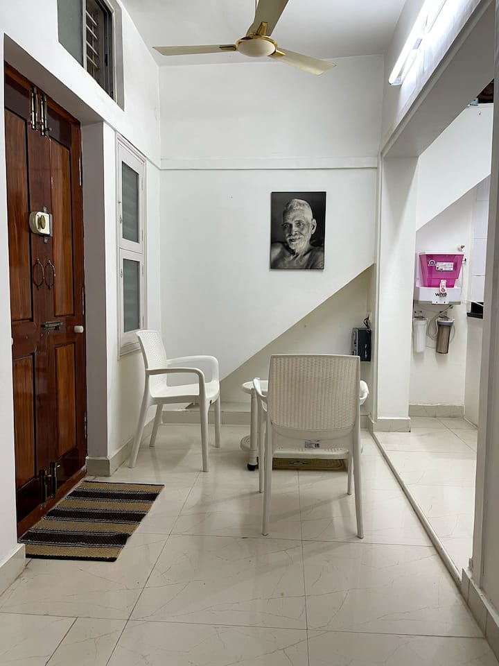 Cozy 1bhk House-walkable Dist To Sri Ramanasramam - Tiruvannamalai