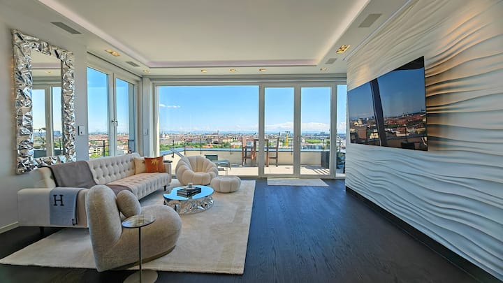 Munich's Most Wanted Luxus-panorama-sky-penthouse - Karlsfeld