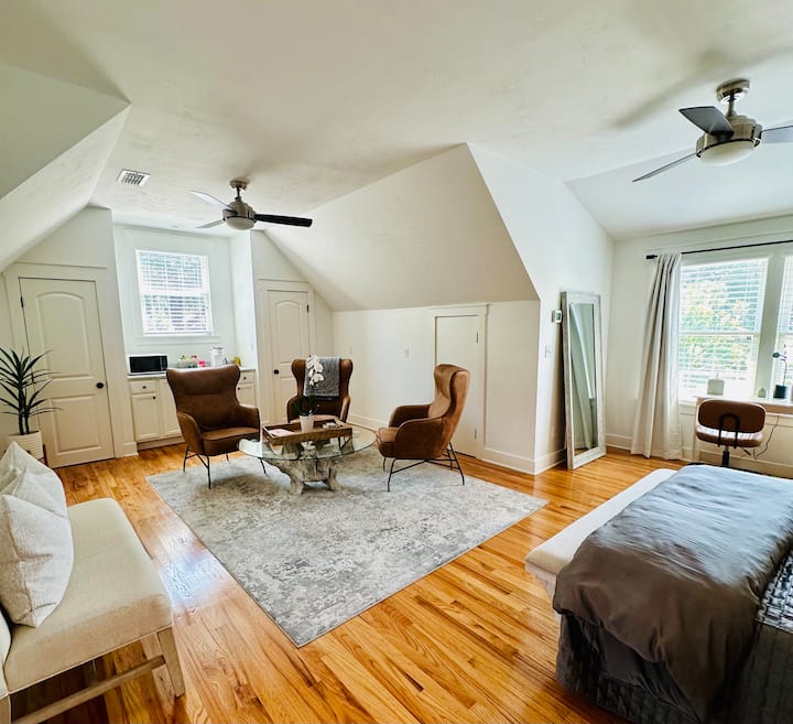 Gray’s Grove - Tallahassee, FL