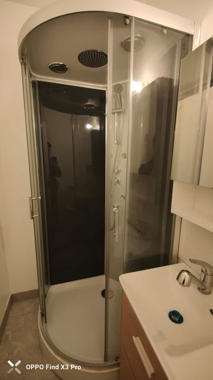 Logement T1 Neuf Et Meublé - Larmor-Plage