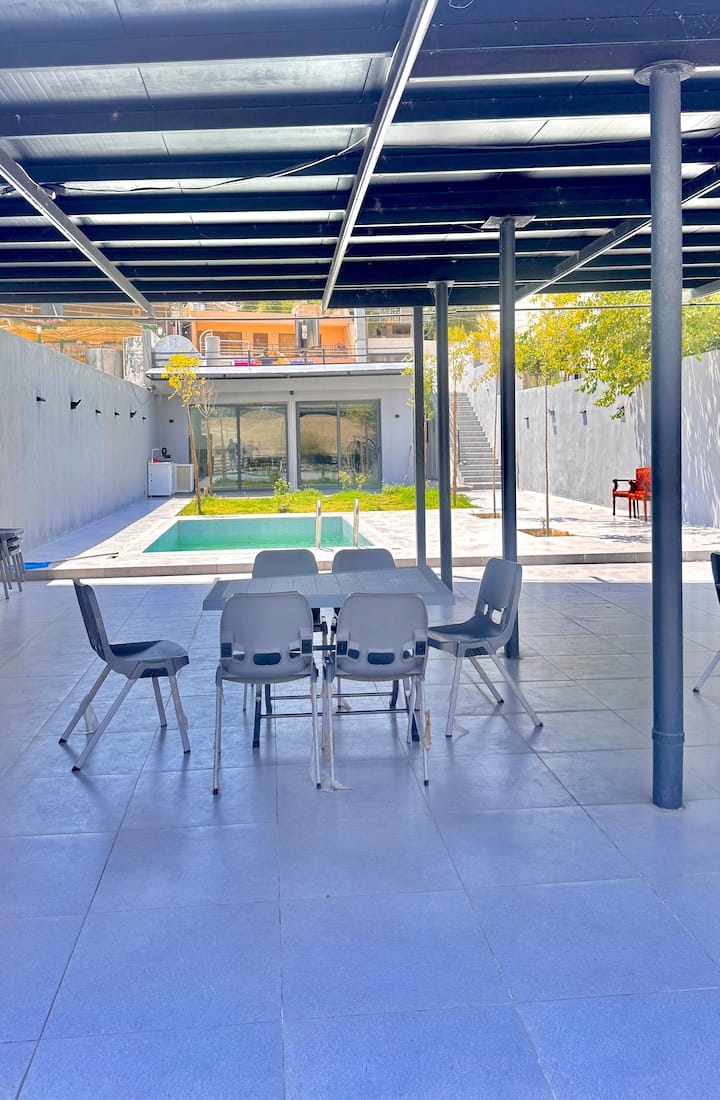 Beautiful Villa With Pool & View - Irak