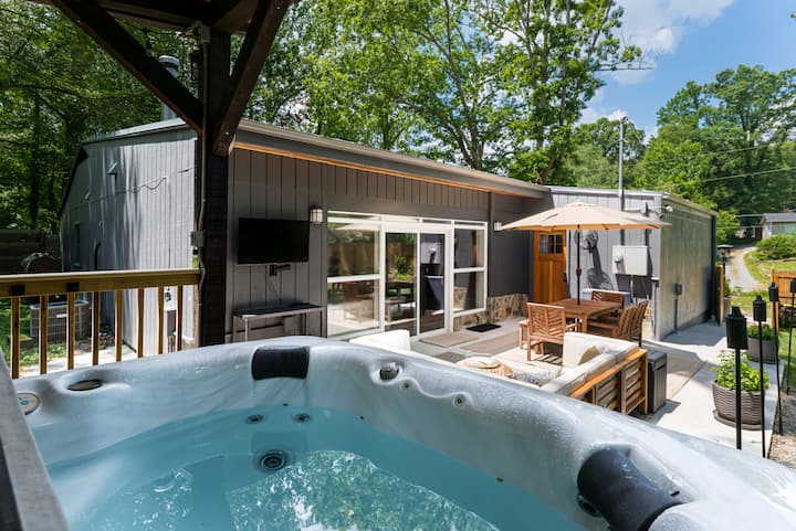 Charming Black Mountain Home - Black Mountain, NC