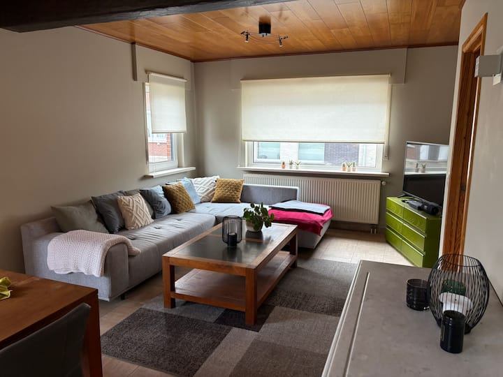 Lovelly 3 Bedroom House With Garden And Driveway - Beveren