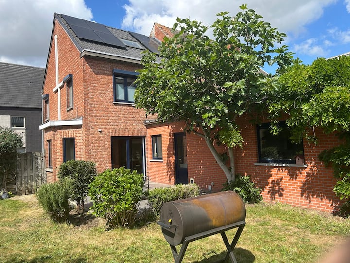 Lovelly 3 Bedroom House With Garden And Driveway - Saint-Nicolas, Belgique