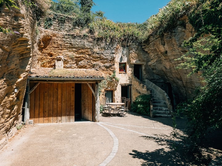 Troglodyte Familiale Avec Spa - Doué-la-Fontaine