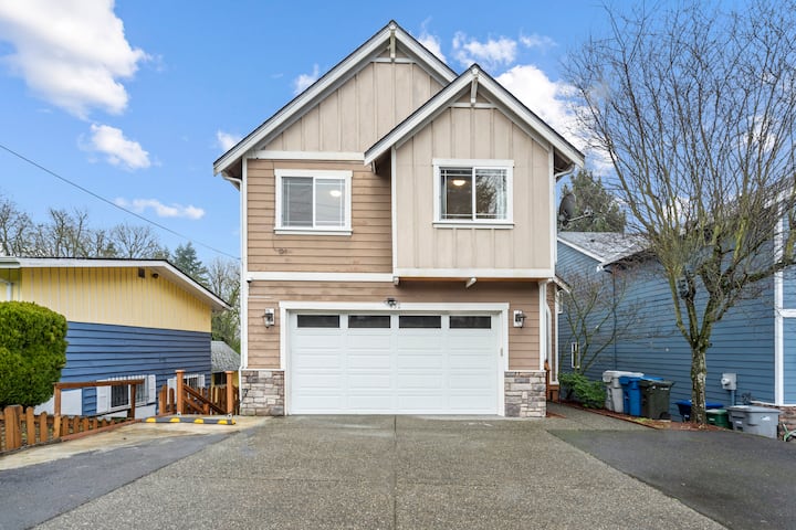 5br Home, Quiet Neighborhood, Near I-5&the Landing - Renton, WA