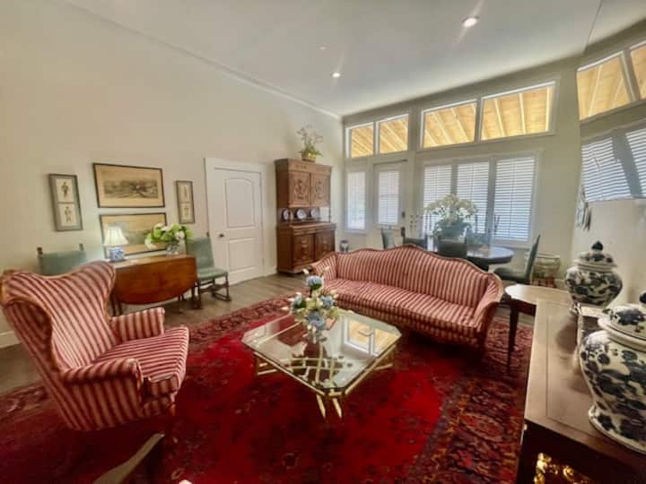 Honey House Airbnb (A) - Como, MS